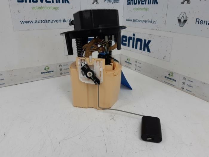 Brandstofpompen Elektrisch met artikelnummer 9677816480 voorraad