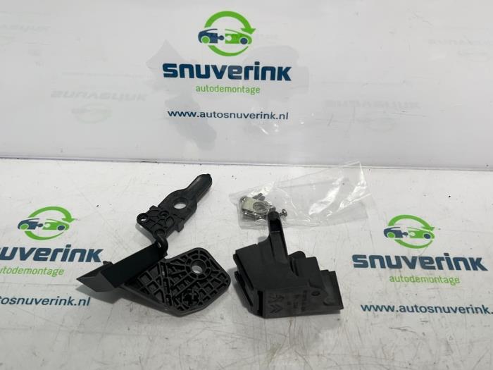Koplamp rechts Peugeot Expert 2.0 Blue HDi 120 16V - 9808572580 PSA