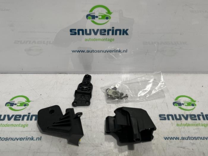 Koplamp rechts Peugeot Expert 2.0 Blue HDi 120 16V - 9808572580 PSA