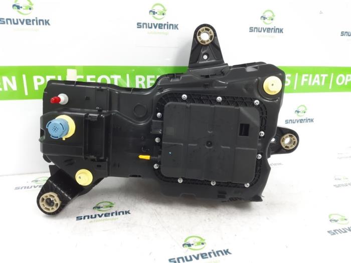 Peugeot Partner Adblue tanks voorraad | Onderdelenlijn.nl