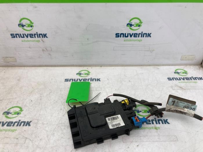 Zekeringkasten met artikelnummer 93452309 voorraad