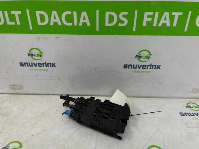 Zekeringkasten met artikelnummer 93452309 voorraad