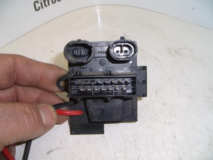 Gebruikte Renault Kangoo (KC) 1.9 dCi 4x4 85 Kachel Weerstand ...