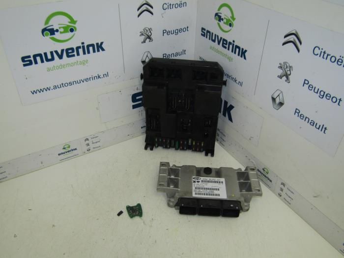 Computer Motormanagement Peugeot 307 1.4 16V - 6580J0 KFU