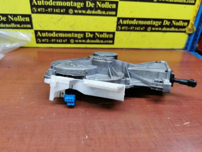 Achterklep motor Mercedes E E-220d 2.0 Turbo 16V - A2137605600Q7 BROSE