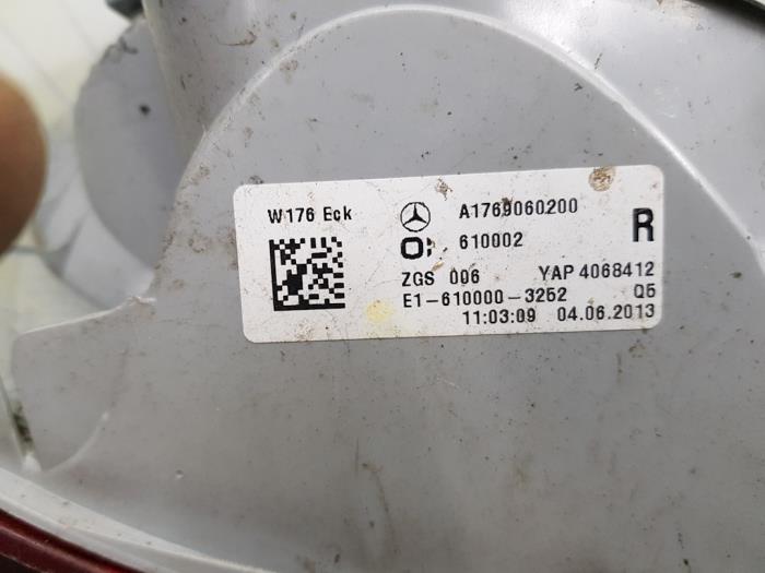 Gebruikte Mercedes A (W176) 1.6 A-200 16V Achterlicht rechts ...