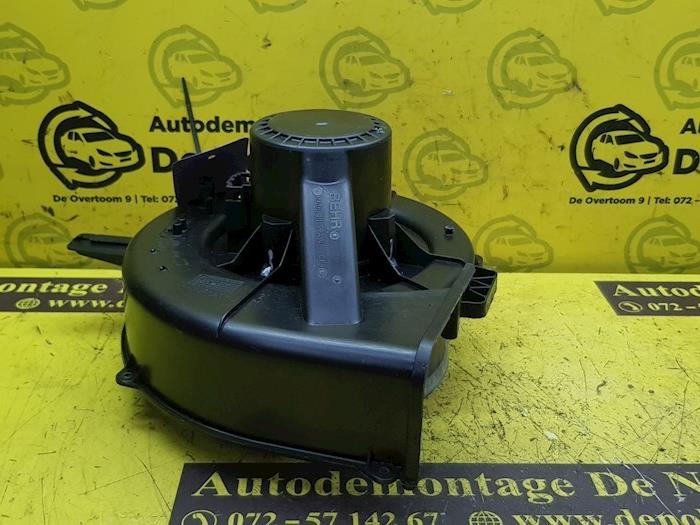Kachel Ventilatiemotoren met artikelnummer 6R1819015A voorraad