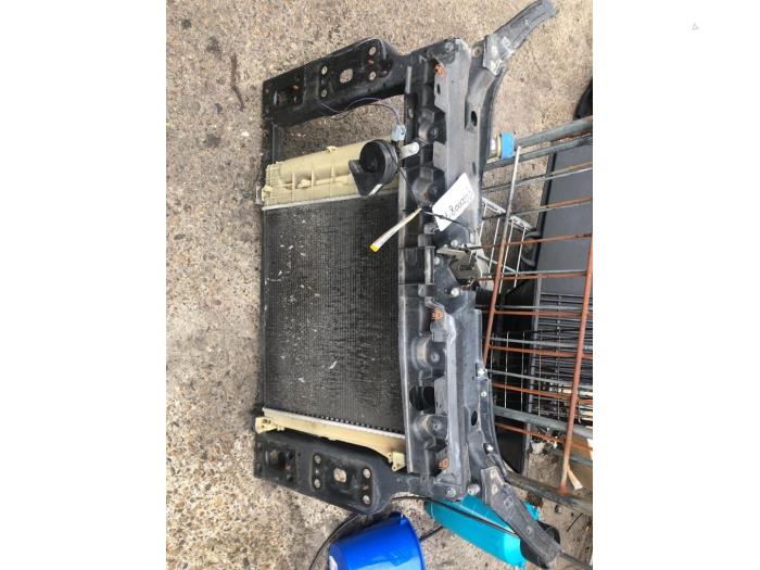 Frontpanelen met artikelnummer 1558908 voorraad