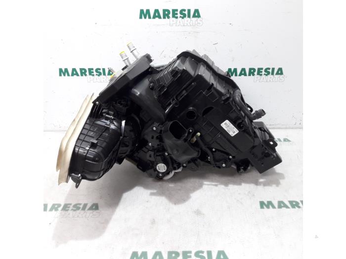 Kachelhuizen met artikelnummer 1610528280 voorraad