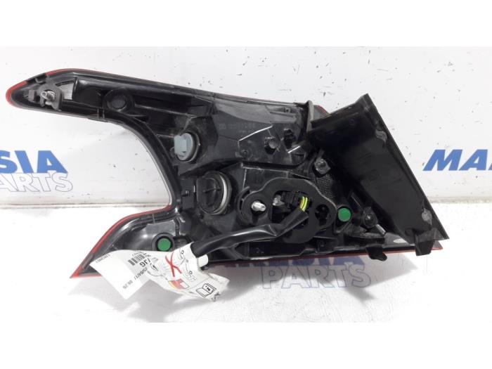 Achterlicht rechts Peugeot 308 1.6 BlueHDi 100 - 9677817580 AUTOMOTIVE ...