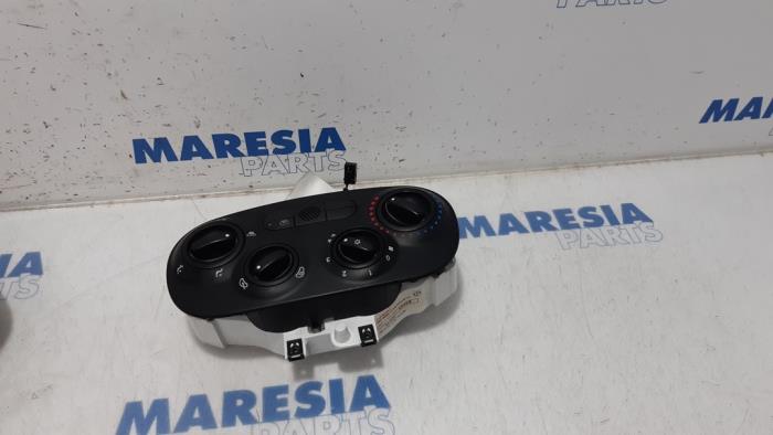 Fiat 500 - Kachel Bedieningspaneel