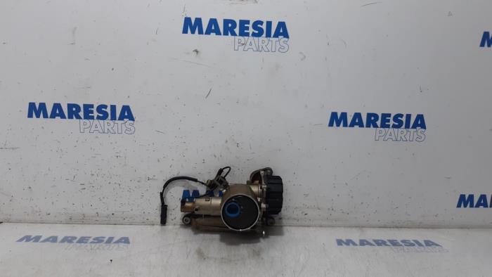 Oliepompen met artikelnummer V764737680 voorraad