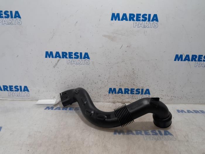 Aanzuigslangen Lucht met artikelnummer 165556691R voorraad