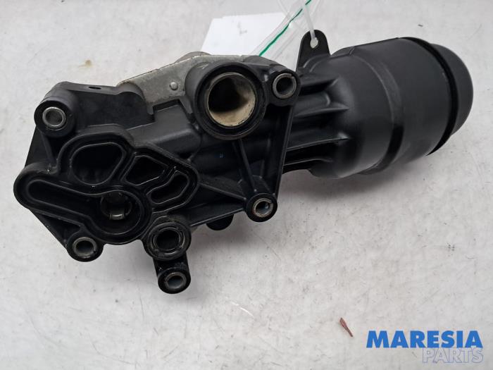 Oliefilterhuizen met artikelnummer 55225515 voorraad