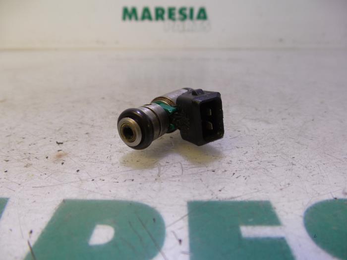 Gebruikte Fiat Doblo (223A/119) 1.6 16V Injector (benzine injectie ...