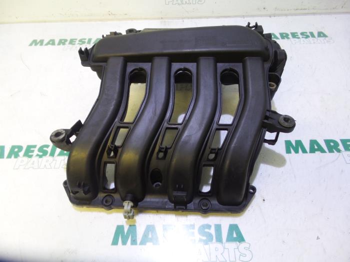 Gebruikte Renault Megane II (LM) 1.6 16V Inlaatspruitstuk - 8200329496 ...