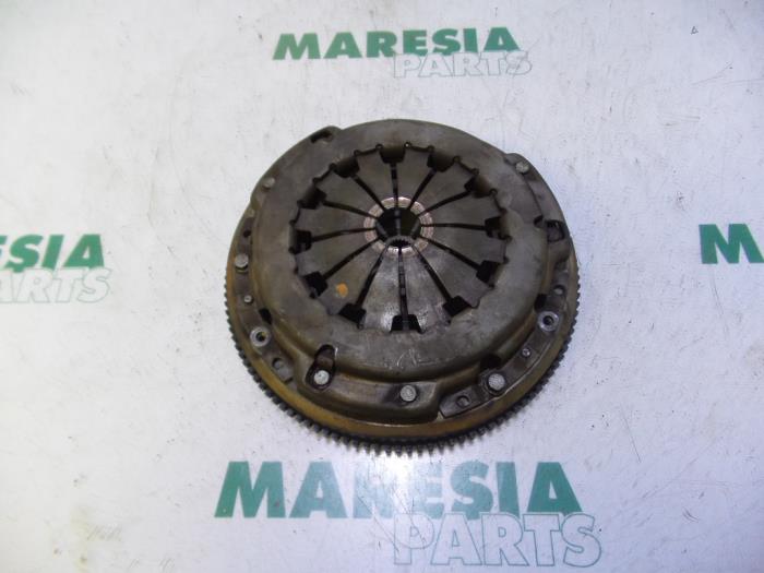 Gebruikte Fiat Punto II (188) 1.2 60 S Vliegwiel - 46470371 - Maresia ...
