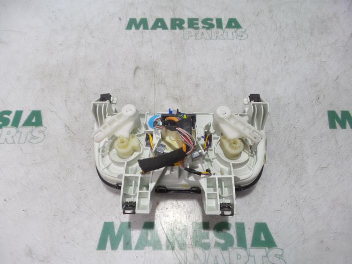 Kachel Bedieningspaneel Fiat Doblo Cargo 1.3 MJ 16V DPF Euro 5 ...