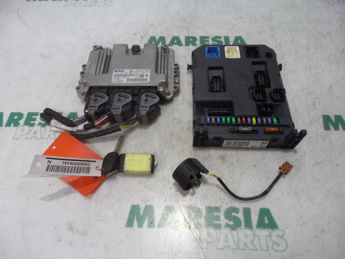 Computer Motormanagement Citroen C3 1.6 HDi 16V 92 - 9653958980 9HX