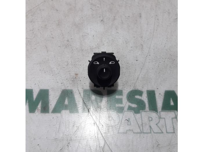 Spiegel Schakelaar Citroen C4 Cactus 1.6 Blue Hdi 100 - 96673722ZD