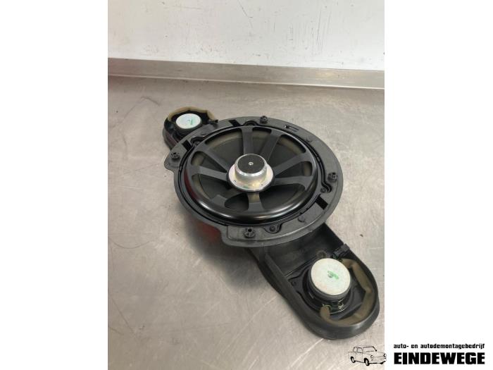 Subwoofers met artikelnummer A2198200602 voorraad