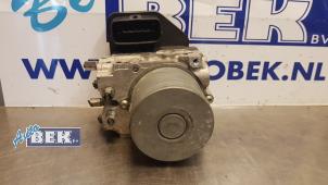 Gebruikte Mazda 6 Sport (GH14/GHA4) 1.8i 16V ABS Pomp - 1338004451 L813 ...