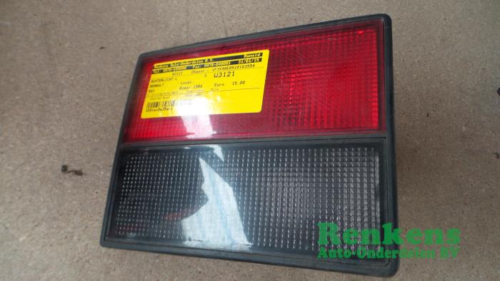 Renault 21 Achterlichten links voorraad | Onderdelenlijn.nl