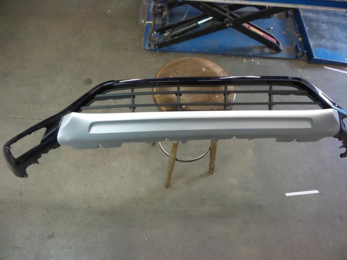 Spoilers voorbumper met artikelnummer 39847916 voorraad