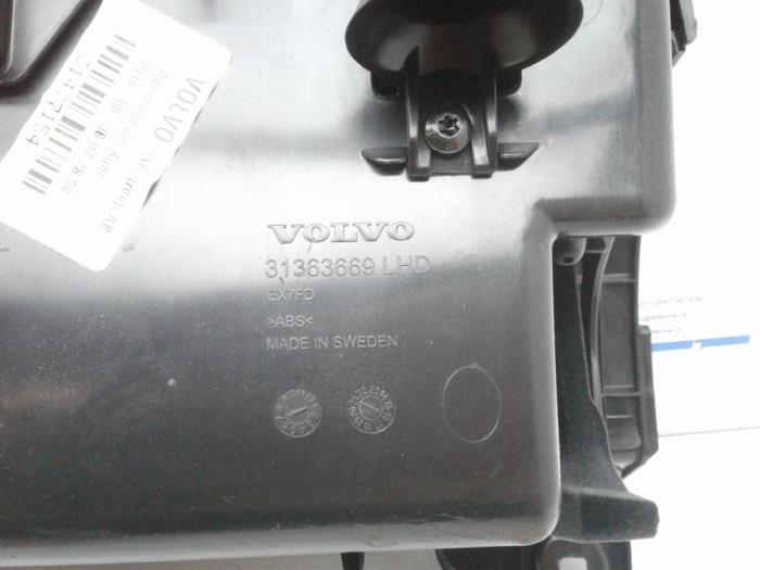 Dashboardkastje Volvo XC90 II 2.0 T8 16V Twin Engine AWD - 31477154