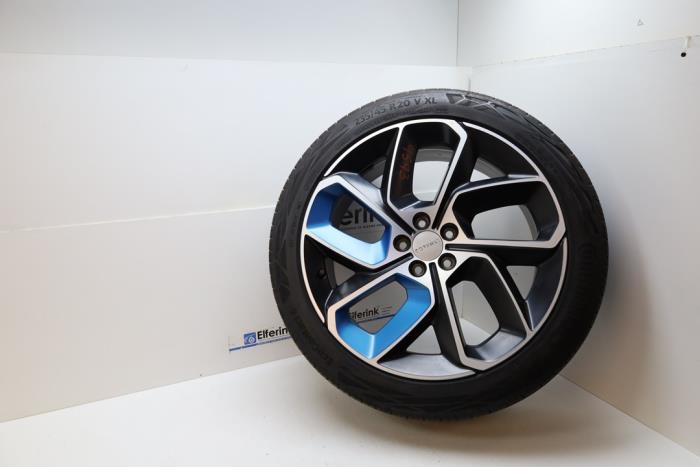 Lynk & Co 01 Velgen + band voorraad | Onderdelenlijn.nl