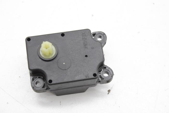 Kachelkranen Elektrisch met artikelnummer 31348271 voorraad