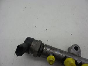 Gebruikte Volvo XC60 2.4 D5 20V 205 AWD Brandstof Drukregelaar ...