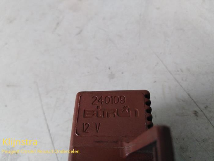 Brandstofpomp relais Peugeot Partner/Ranch 2.0 HDi - 240109 BITRON