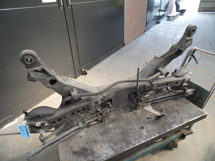 Subframe Volvo V70 2.4 20V 140 - B5244S2