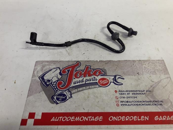 Slang (diversen) met artikelnummer 1K0612041 voorraad