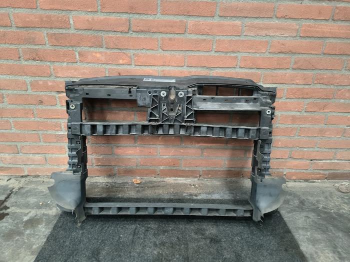 Frontpanelen met artikelnummer 5K0805588E voorraad