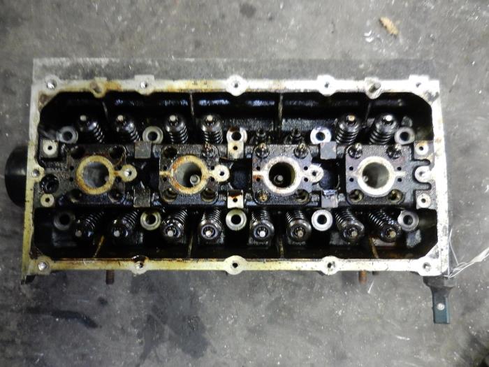 Gebruikte Volkswagen Polo (9N1/2/3) 1.4 16V Cilinderkop - 036103373AK ...