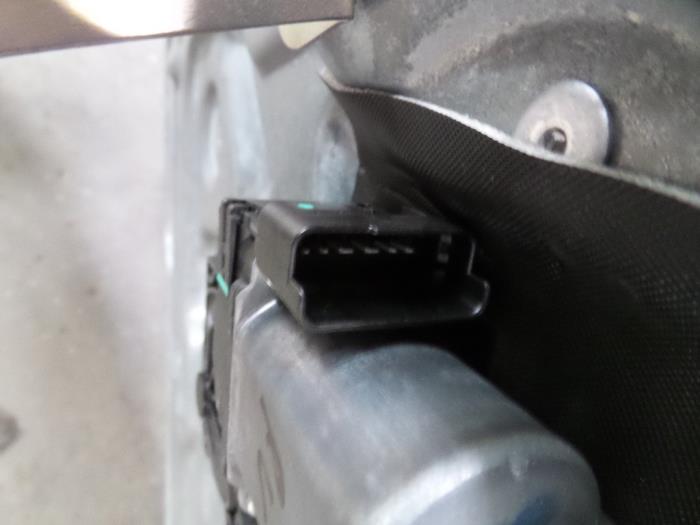 Ruitmechaniek 4Deurs rechts-voor Nissan Qashqai 1.6 16V - 80770JD000