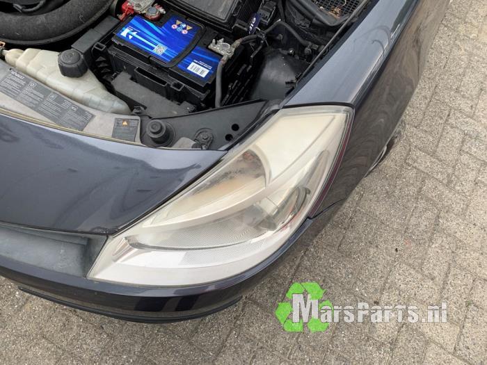 Koplamp links Renault Clio III 1.5 dCi 85 - 7701061071 RENAULT