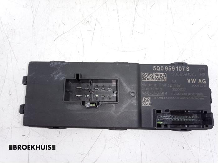 Modules achterklep motor met artikelnummer 5Q0959107 voorraad