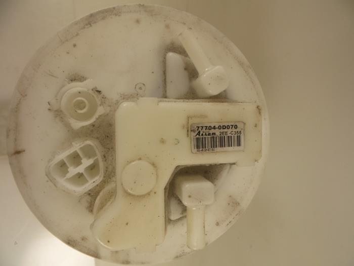 Brandstofpomp Elektrisch Toyota Yaris III 1.0 12V VVT-i - 777040D070 ...