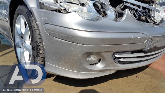 Voorbumper Mercedes C 2.2 C-220 CDI 16V 723 - A2038853025