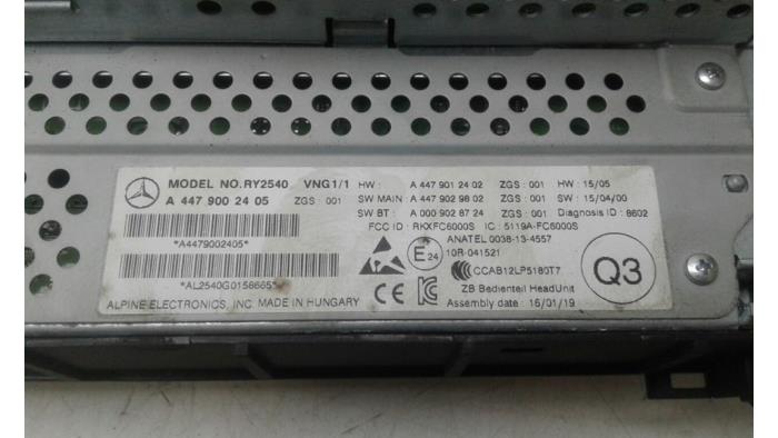 MERCEDES-BENZ V (W447) (2014-dabar) Navigacijos sistemos komplektas ...