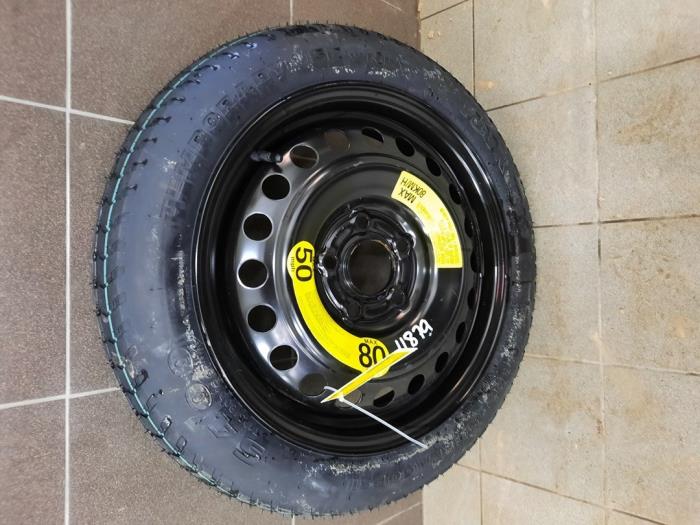 Thuiskomer Kia Niro I 1.6 GDI Hybrid - 52910C1910 Staal