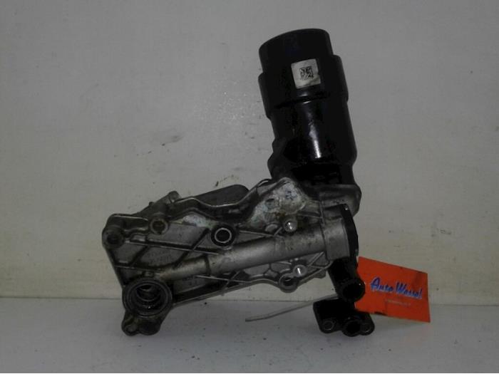 Oliefilterhuis Mercedes Vito 2.2 110 CDI 16V Euro 5 - 6511800665 651940