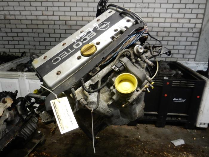 Gebruikte Opel Omega Motor - Z22XE - Autobedrijf G.H. Wessel B.V ...