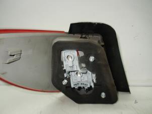 Gebruikte Mercedes B-Klasse Achterlicht rechts - 2468200264 ...