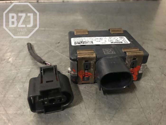 Radar sensor Volkswagen Golf VII 2.0 GTI 16V Performance Package ...