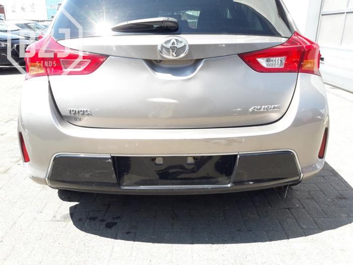 Toyota Auris Achterbumpers voorraad | Onderdelenlijn.nl
