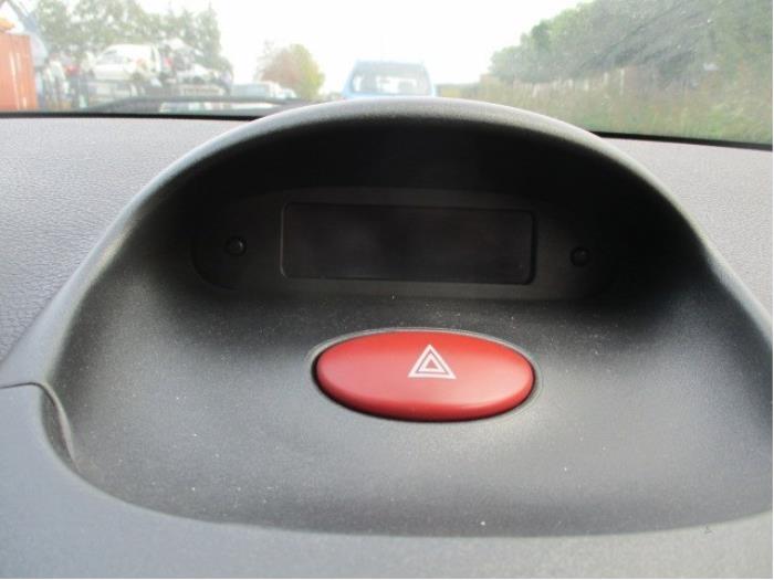 Peugeot 206 Boordcomputers voorraad | Onderdelenlijn.nl